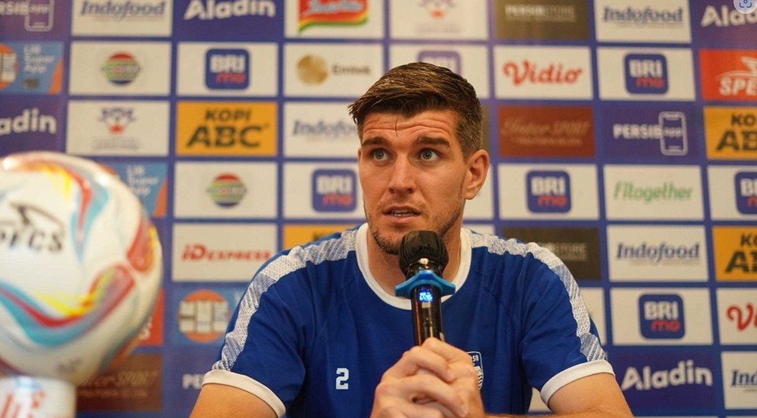 Cerita Nick Kuipers Pertama Kali Gabung Persib, Kini Sepakat Lanjut ...